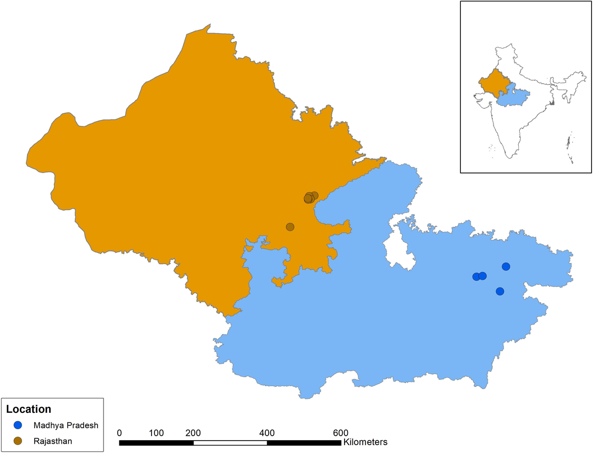 Frontiers | Contrasting Trends in Abundance of Indian Vultures (Gyps ...